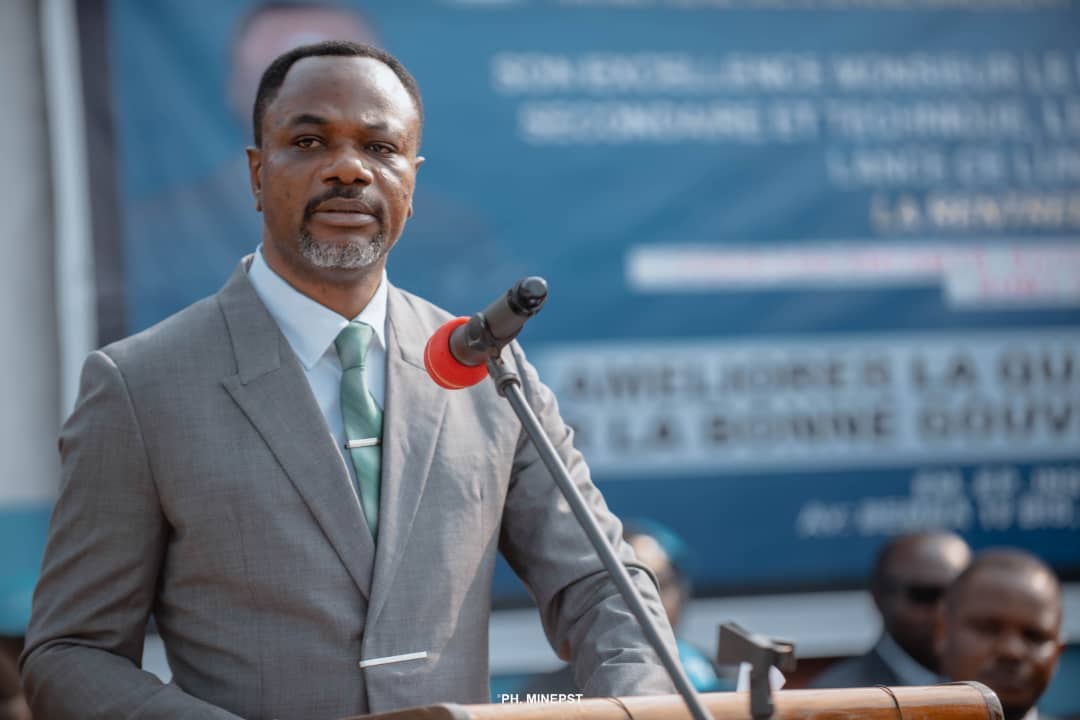 Kinshasa : Lancement officiel de l'année scolaire 2023-2024 par le ...